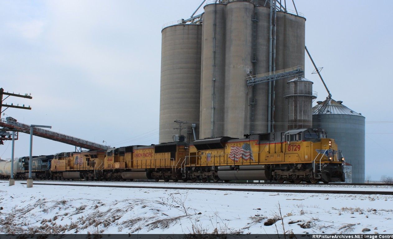 UP 8729 4644 7634 IC 2456